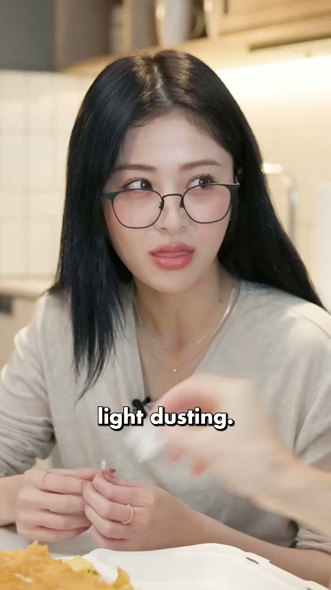 K-pop Stars Try Fish and Chips for the First Time!