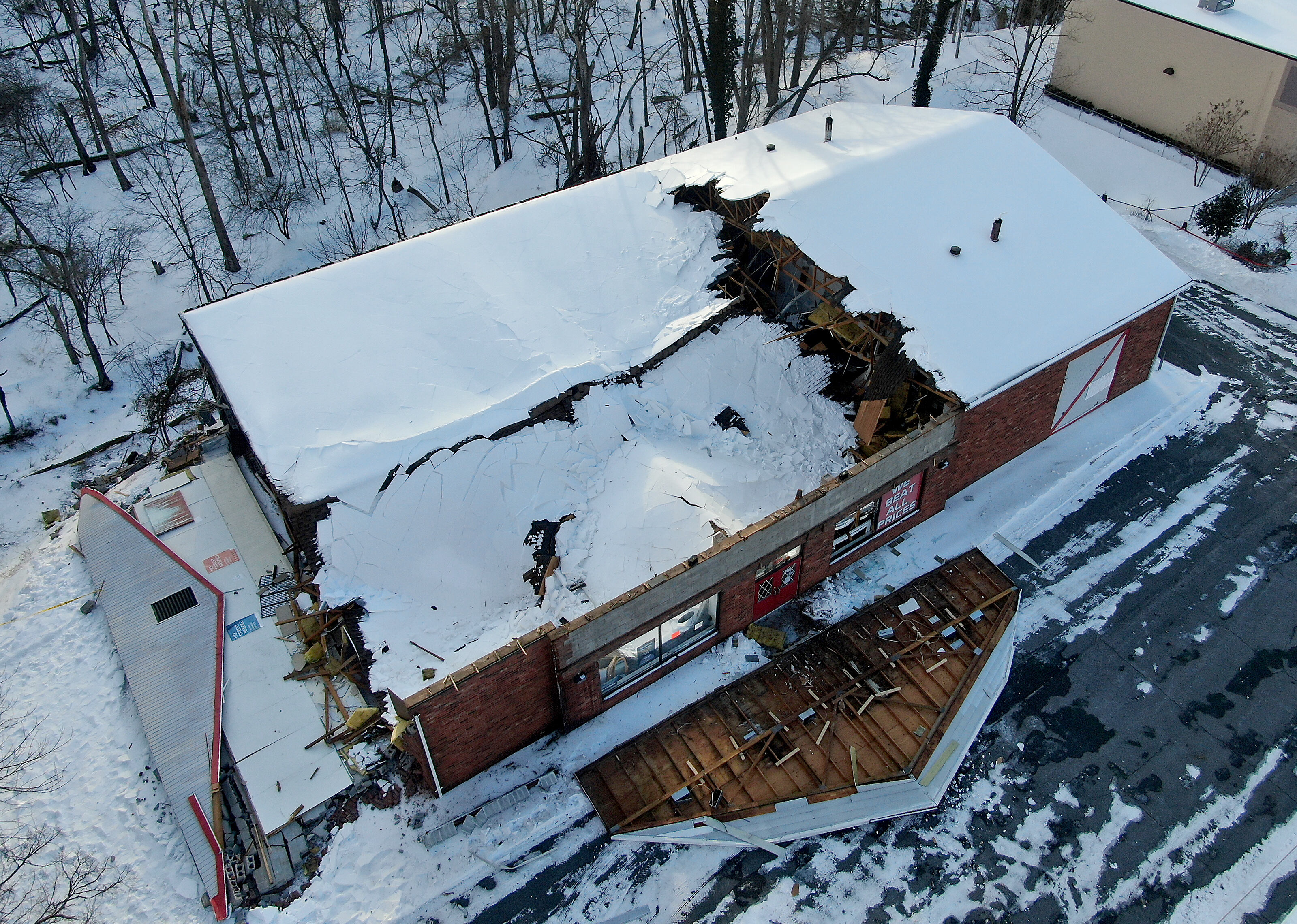 Roof partially collapses at Catonsville furniture store Wednesday: 'It ...