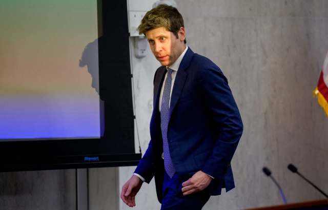 OpenAI CEO Sam Altman makes unexpected announcement following 'code red ...