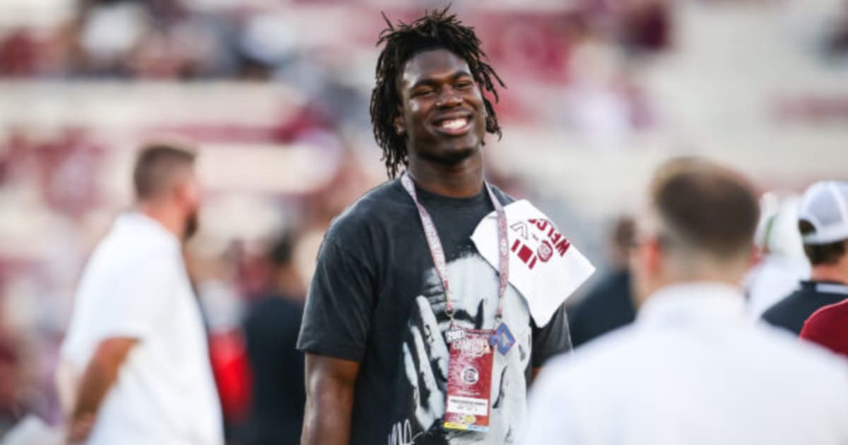 Four-star EDGE sets South Carolina official visit, puts Gamecocks in ...