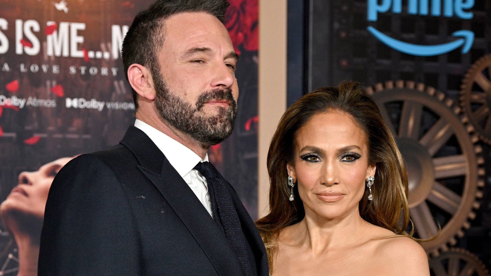 Jennifer Lopez and Ben Affleck pull $52M Beverly Hills mansion off the ...