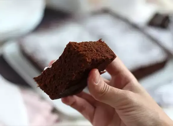 Chocolate cake in microwave in 5 minutes