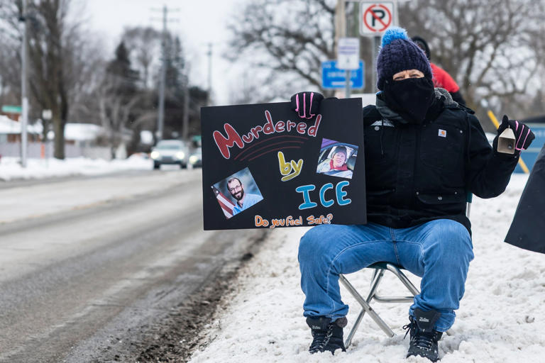 Frigid temperatures don’t deter anti-ICE protesters in Saginaw