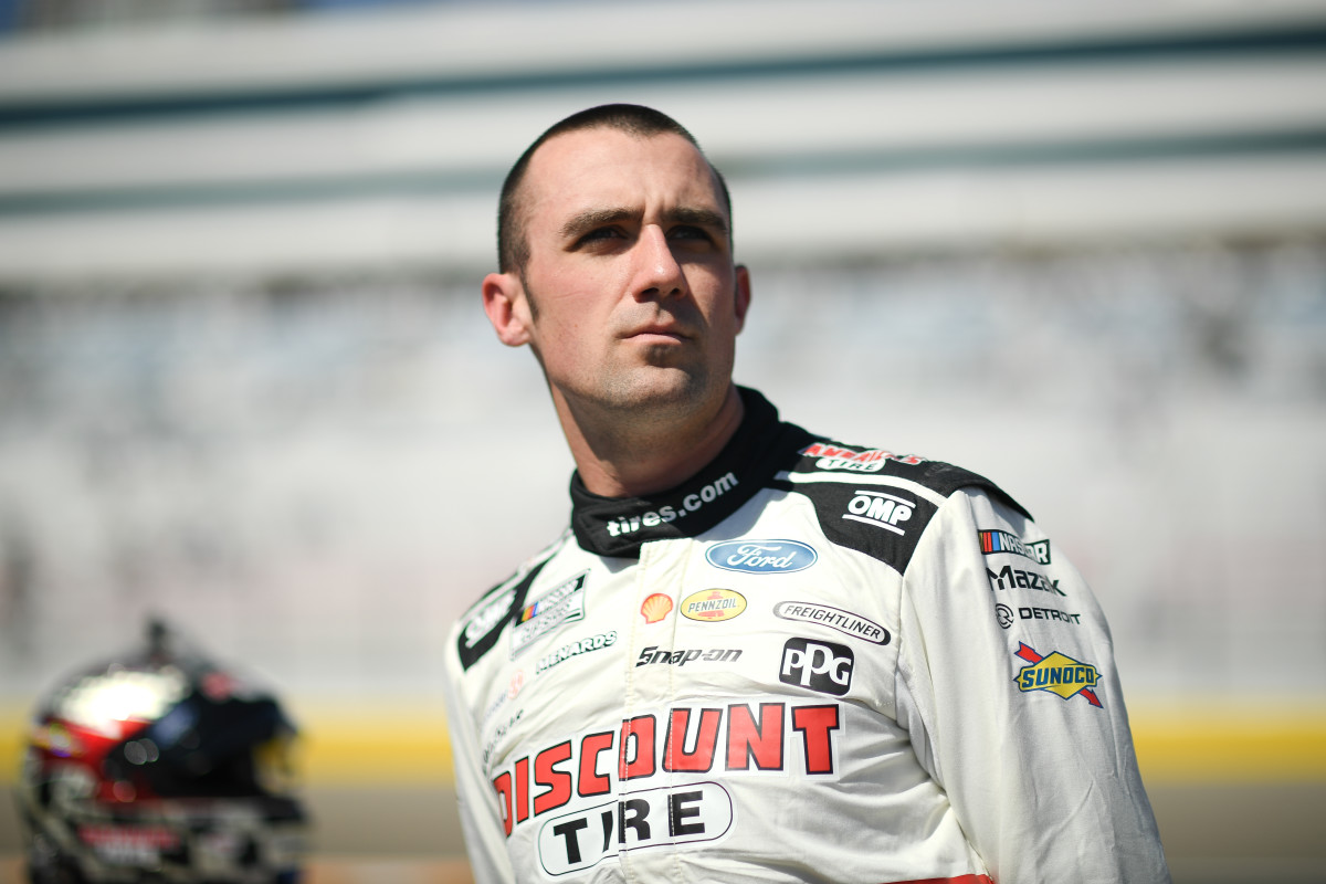 Team Penske extends partnership with Discount Tire for upcoming NASCAR ...