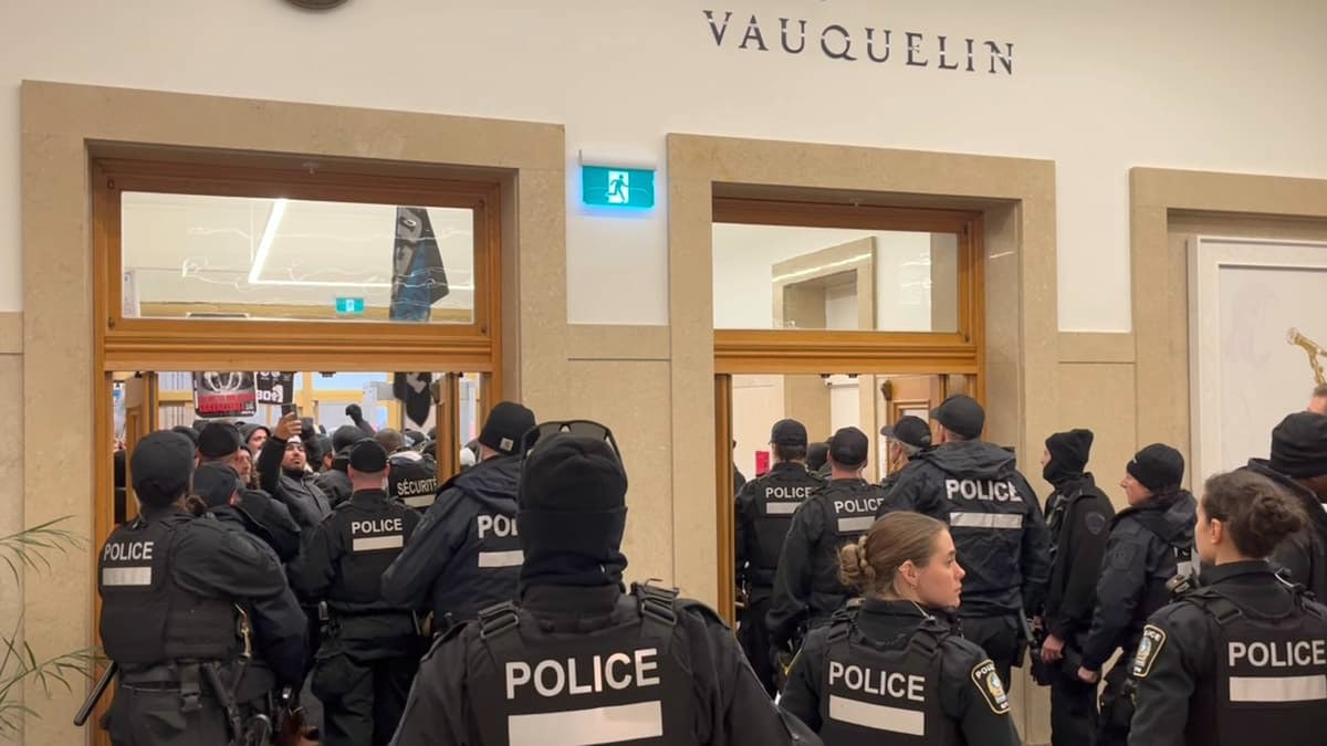 Montreal blue-collar workers disrupt session at city hall, plan strike day