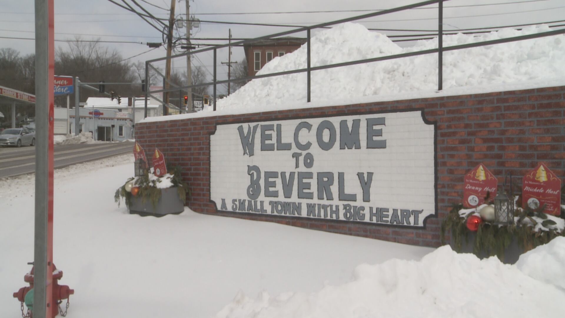 Beverly’s 3-person crew clears roads with state, county help