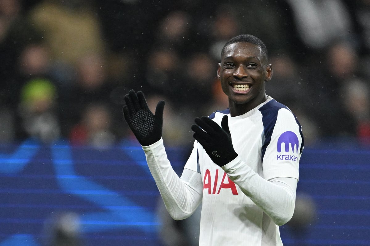 Frank sends message to Tottenham star amid transfer rumours