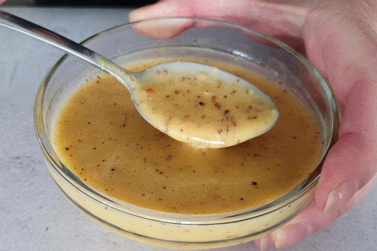 The best Italian house dressing