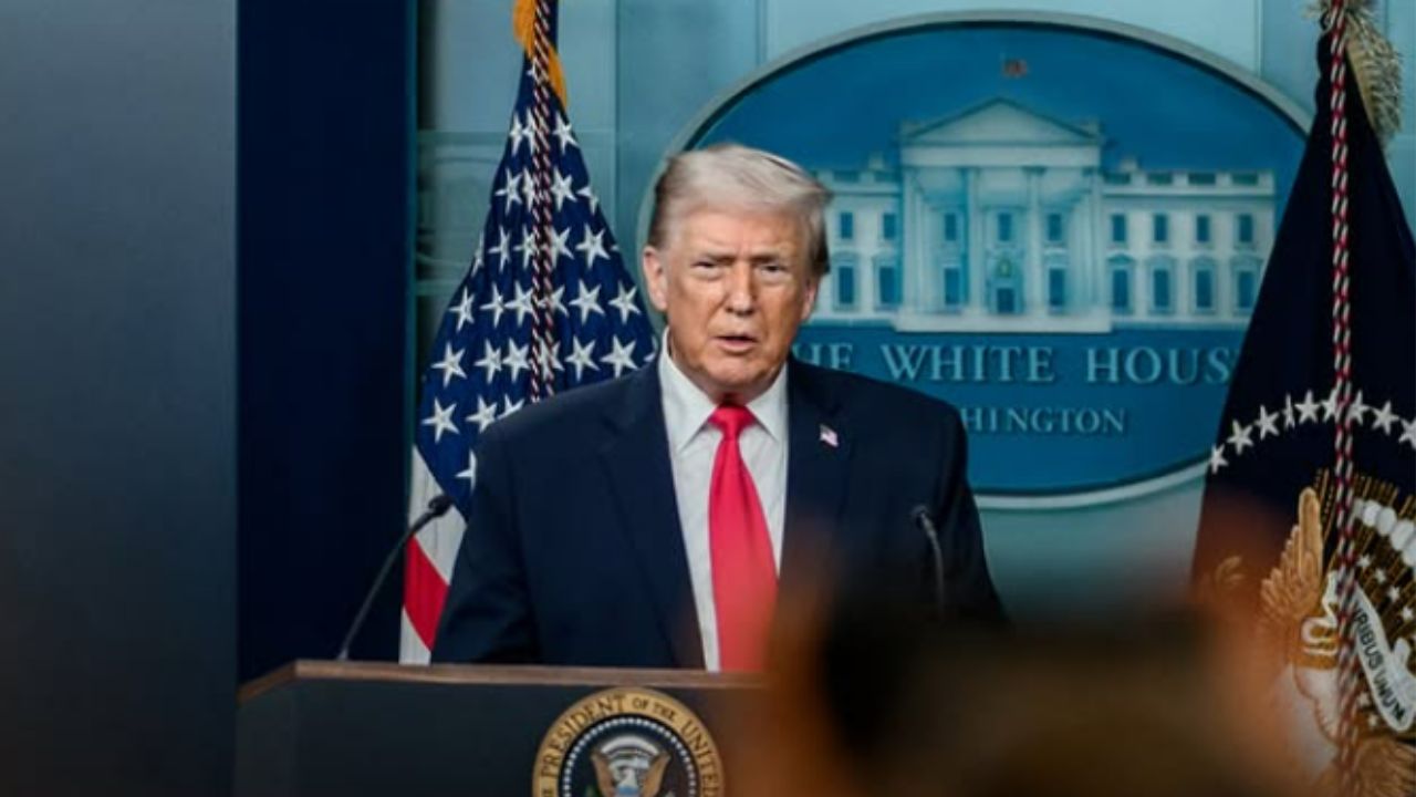 Donald Trump diz que se sente mal pelas mortes de Alex Pretti e Renee ...