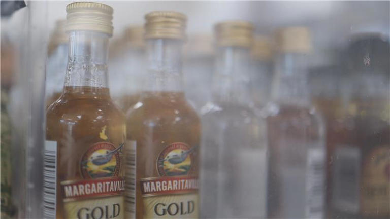 Kansas City considers ban on small liquor bottles and beer in high ...