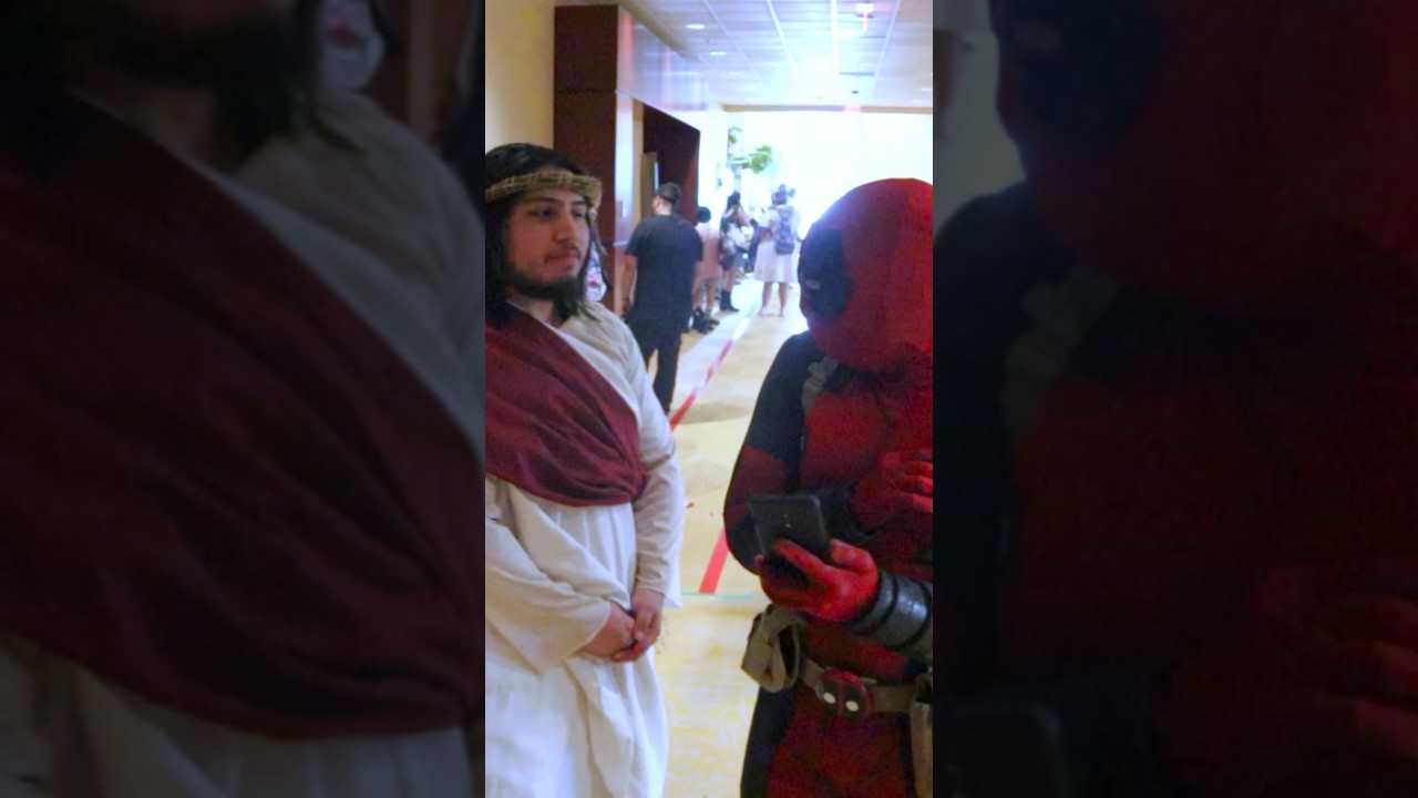 Deadpool meets Jesus #deadpool #jesus #cosplay