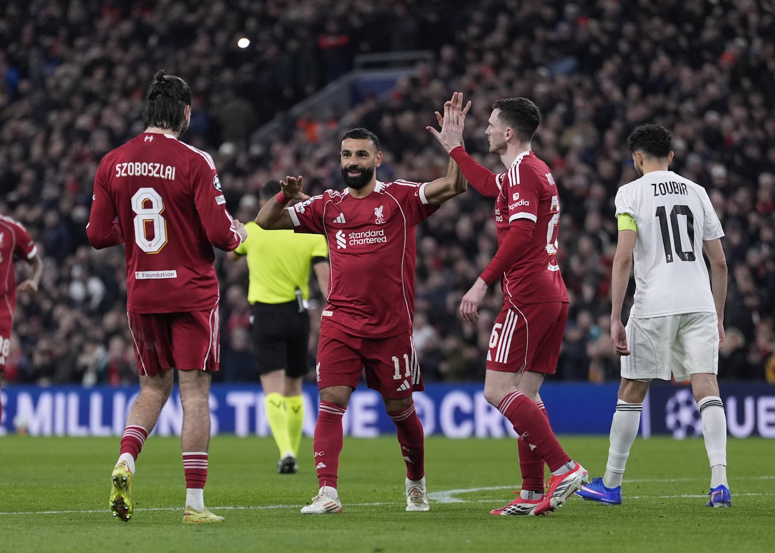 Thursday’s briefing: Perfect Arsenal and rampant Liverpool reach last 16