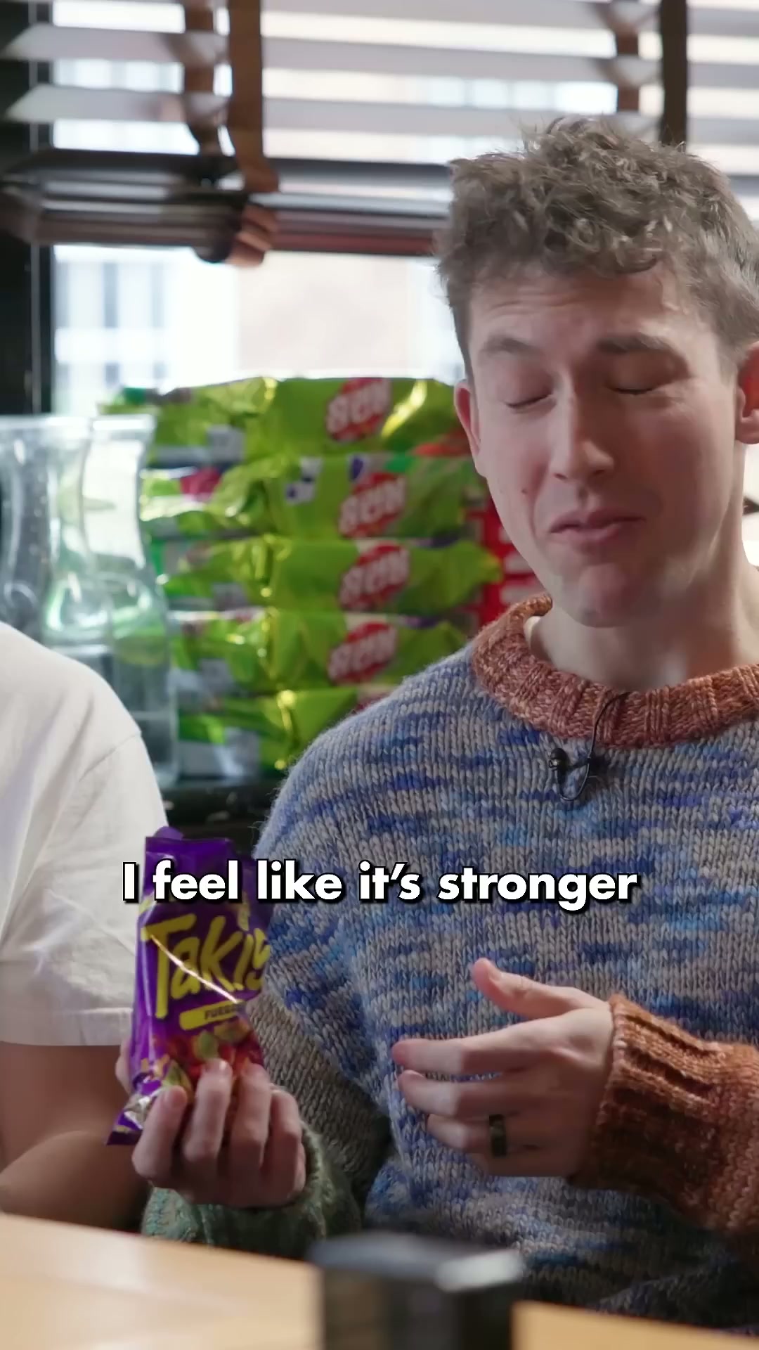 College students try Takis for the first time!