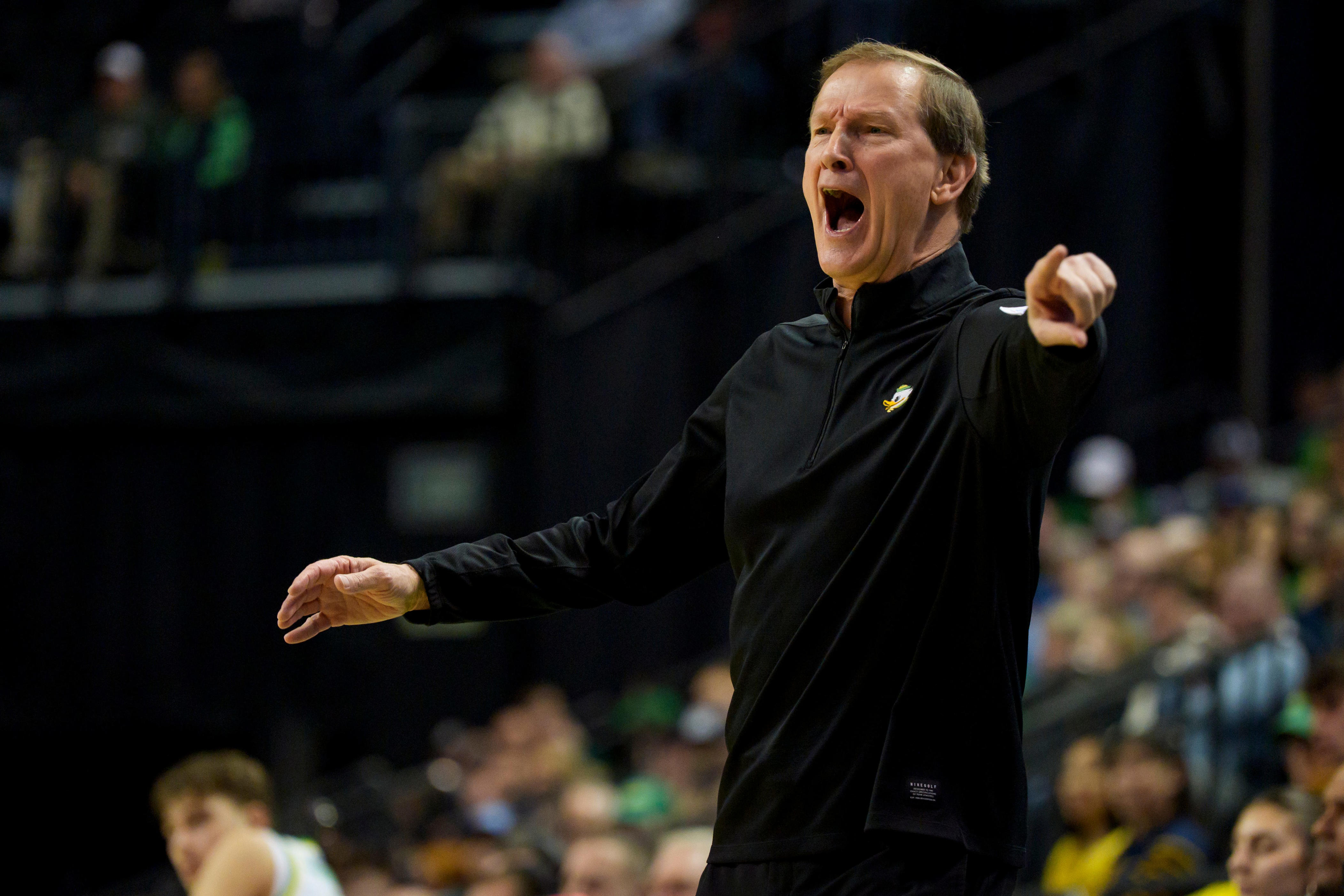 Oregon men's basketball vs. Iowa score, live updates, TV channel