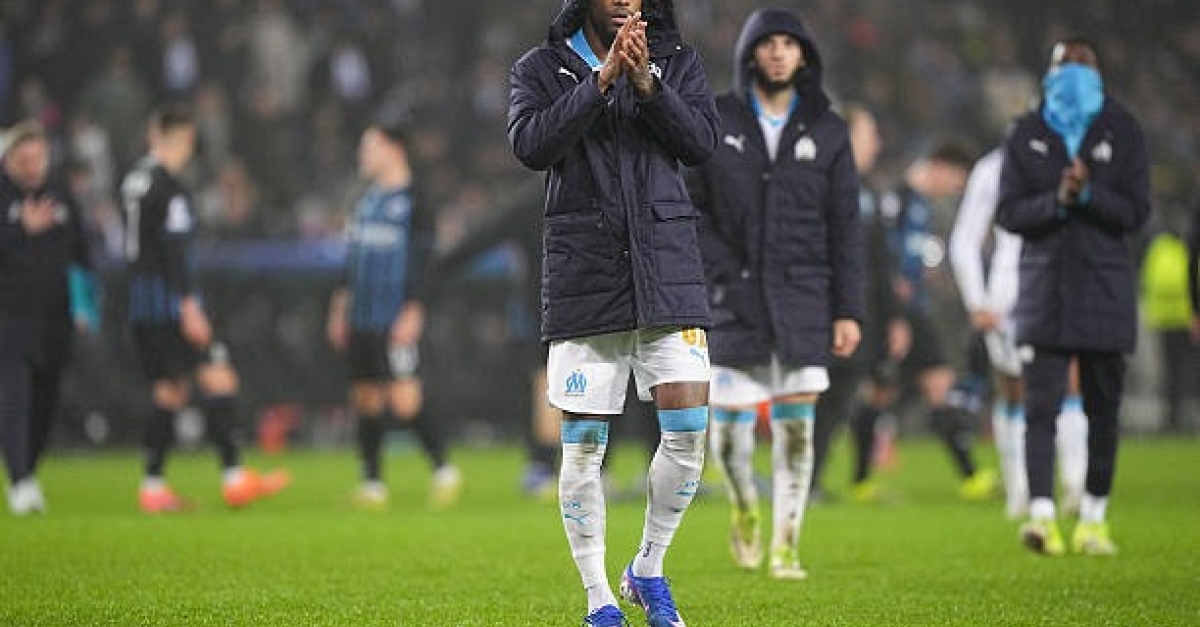 Mercato OM : La signature d'un phénomène en défense après le cauchemar ...