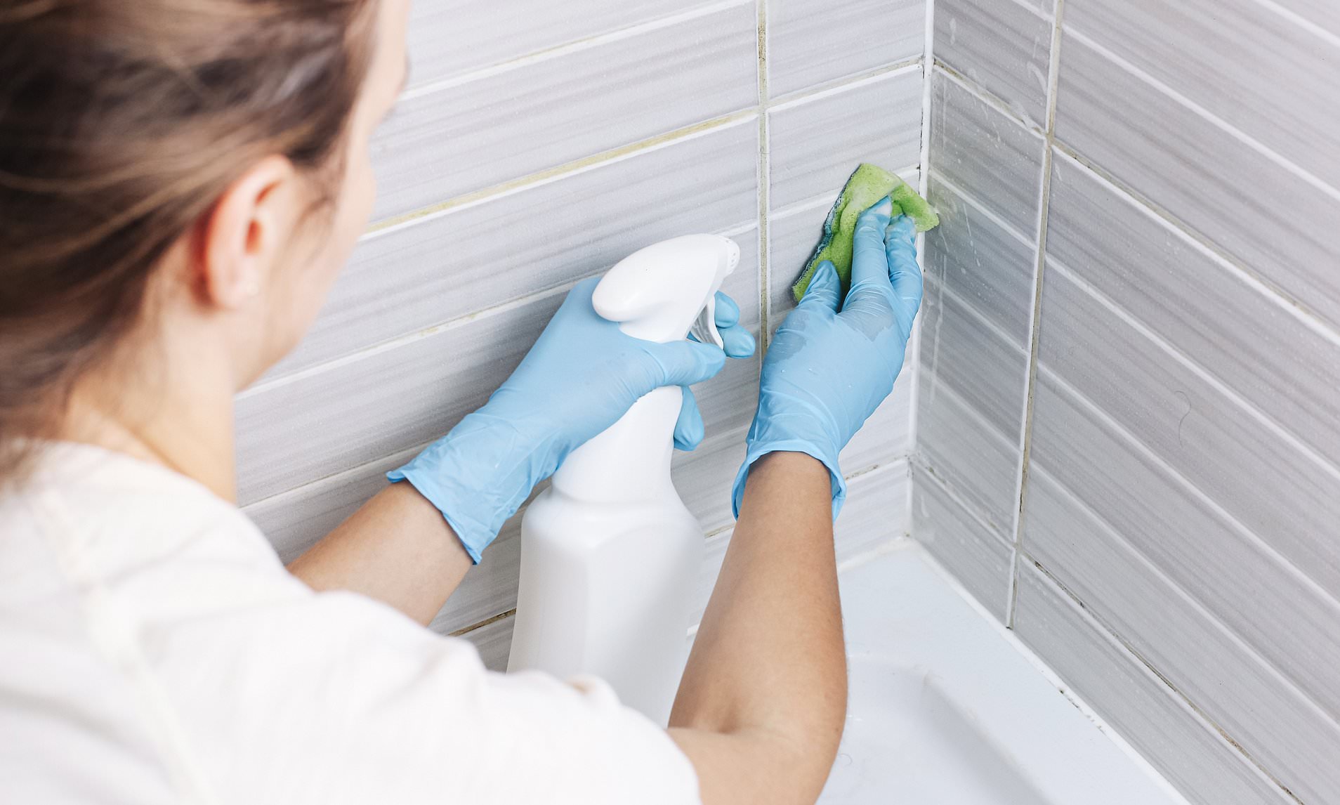 My cleaner tripped in the bath at my flat - can she take me to court ...