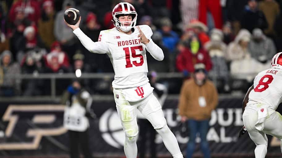 $2.6 million college football QB reportedly signs partnership deal with ...