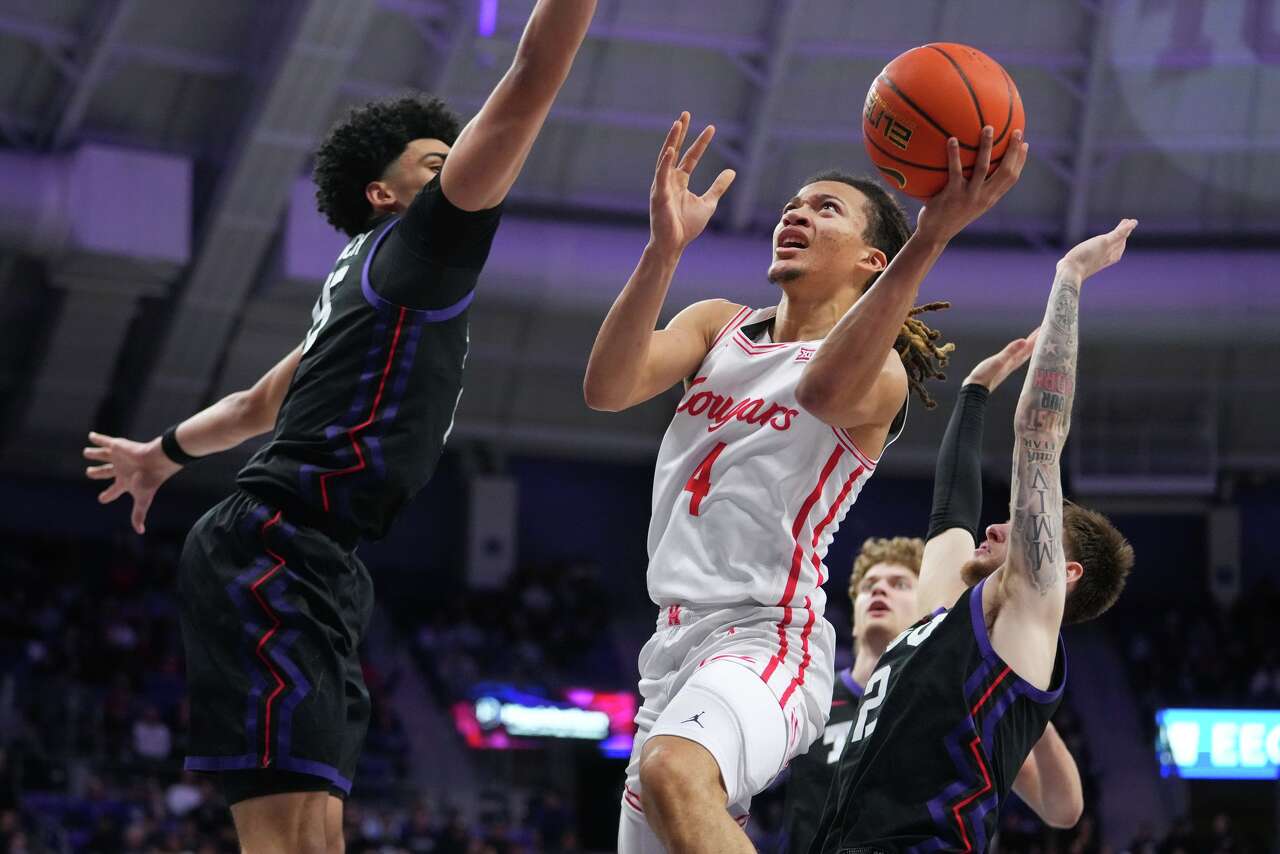 No. 10 UH bounces back, grinds out road win over TCU. 'We were tough ...