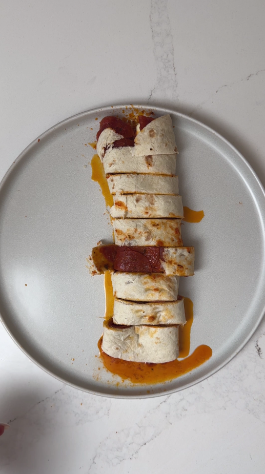 This microwave pizza keeps its crust crispy and cheese melty