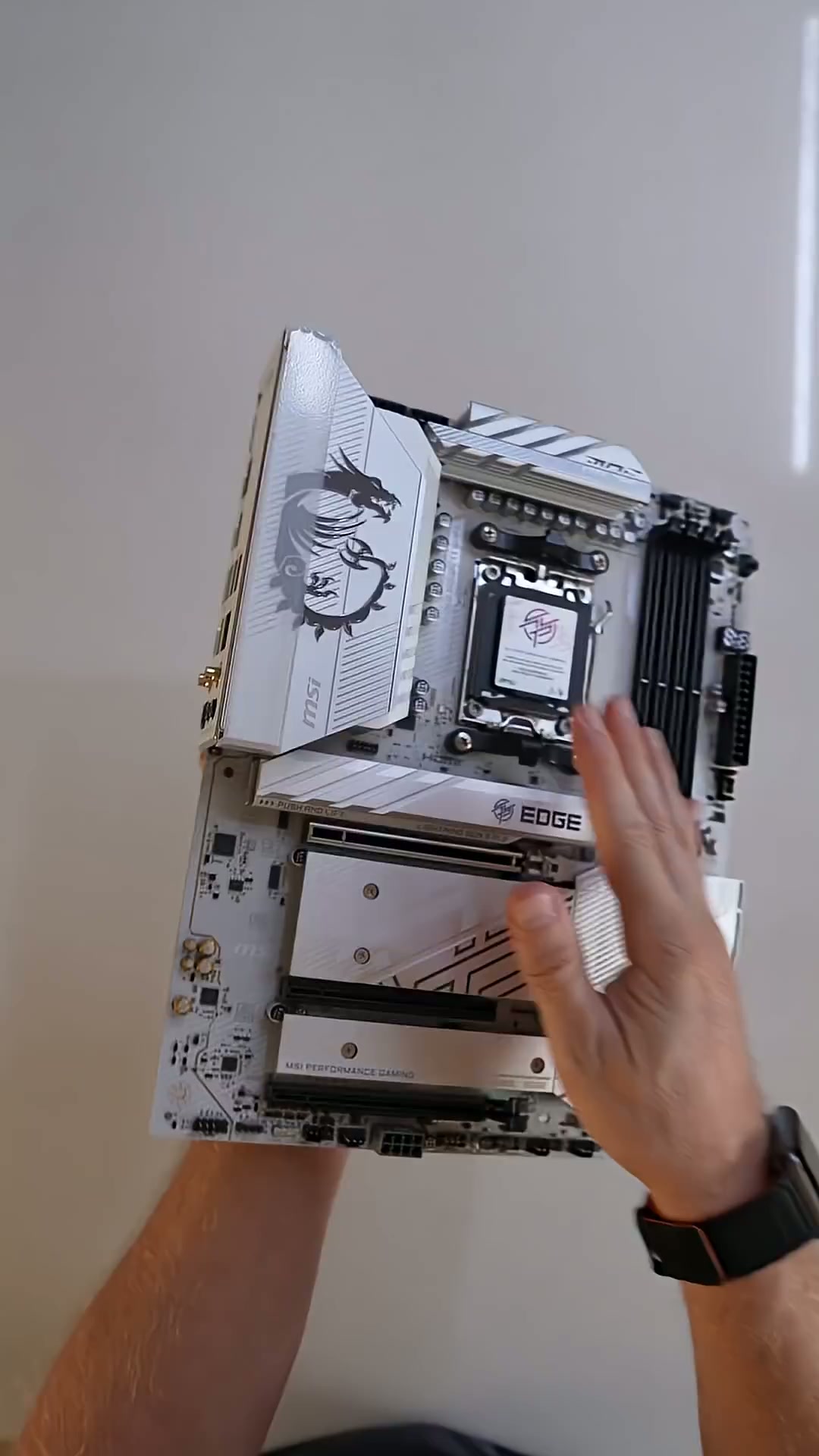 Unboxing the MSI MPG B850 Edge Ti WiFi motherboard!