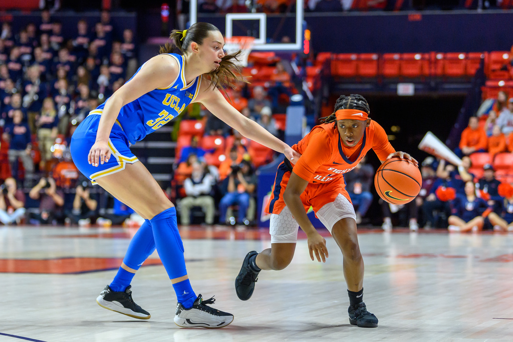 Foul trouble can't stop Lauren Betts in No. 2 UCLA's 80-67 win over ...
