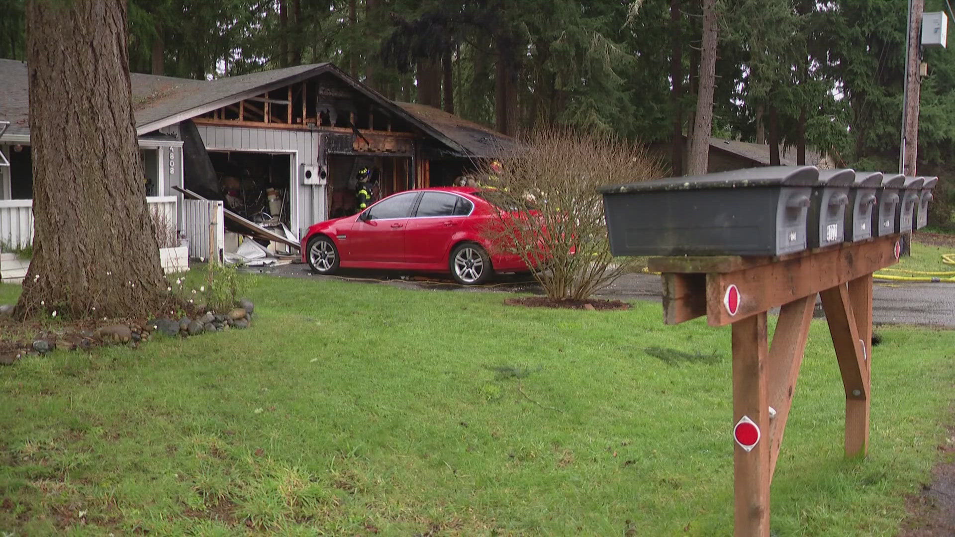 Man sets fire to duplex while being evicted, deputies say