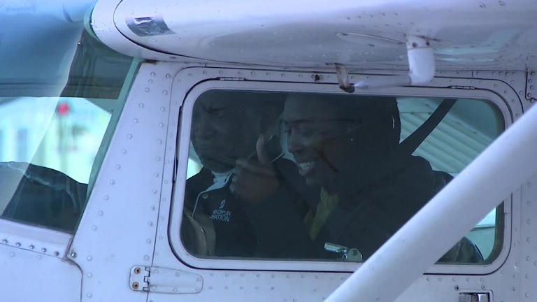 Milwaukee woman pursues pilot dream to honor father’s aviation career