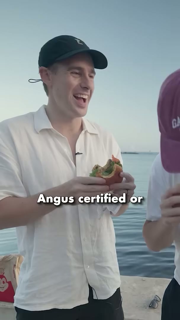 Brits try Jollibee's certified Angus beef burger!