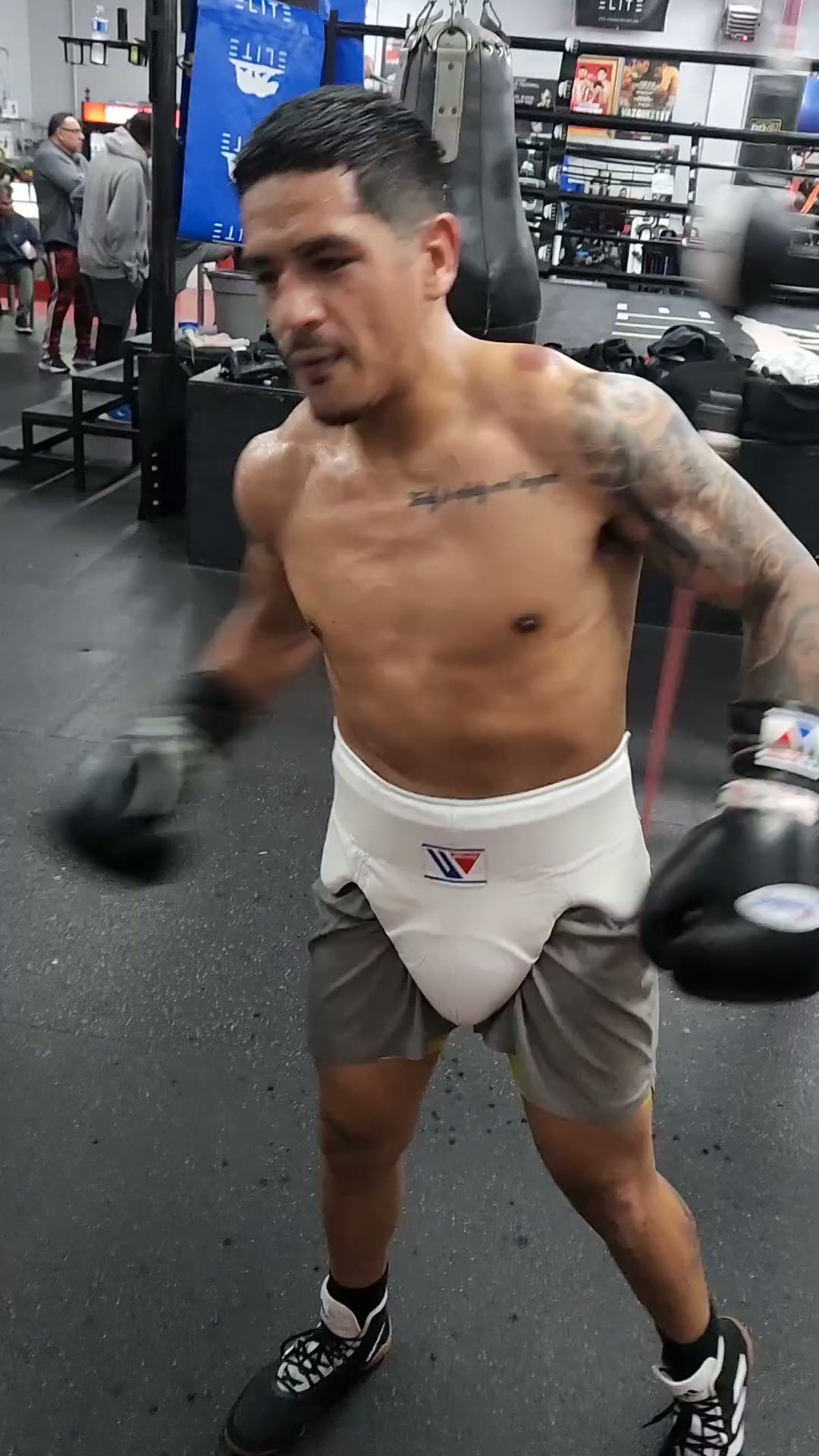 Jessie Magdaleno in amazing shape ahead of his fight with Brandon ...