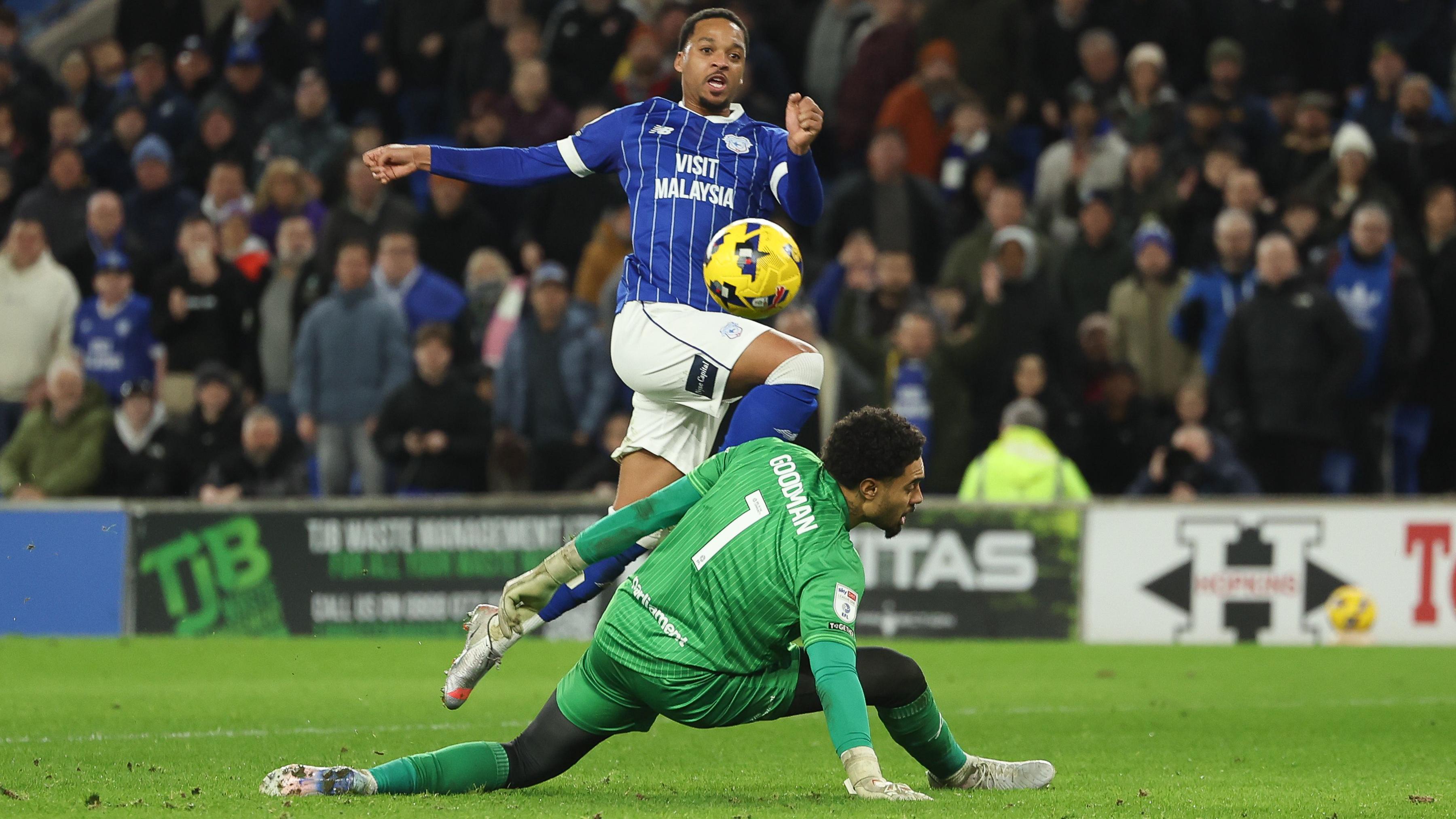 Barry-Murphy praises Cardiff's dangerous wide players