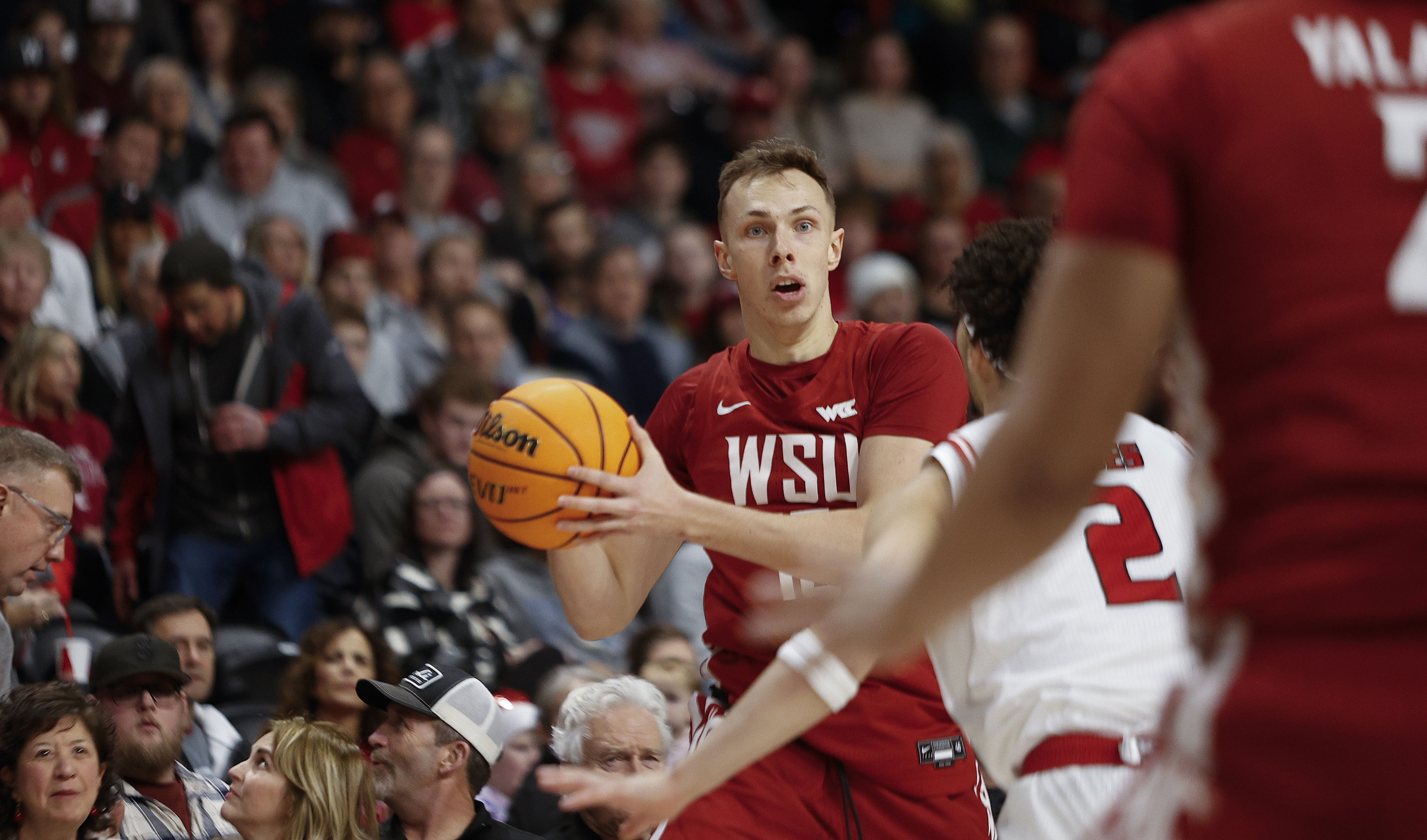 WSU stifles Seattle U, winning 70-58