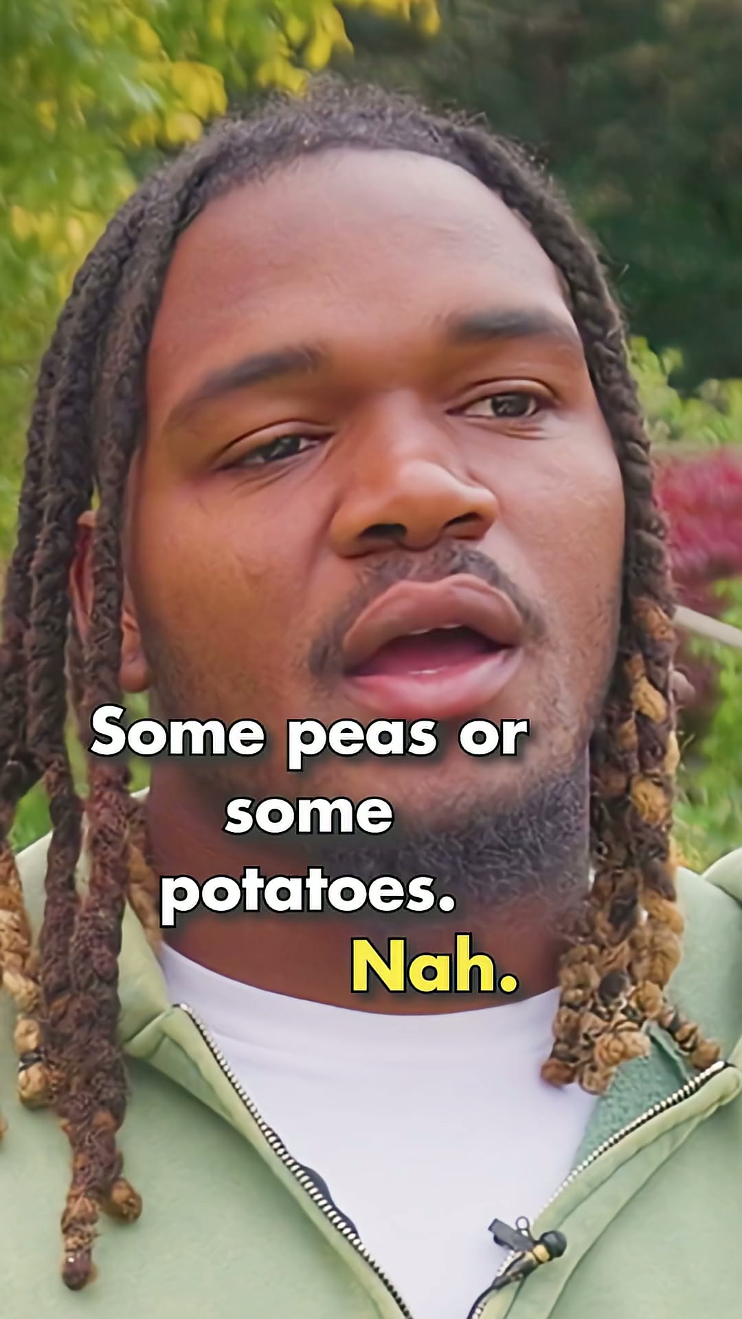 The New York Jets try British snacks!