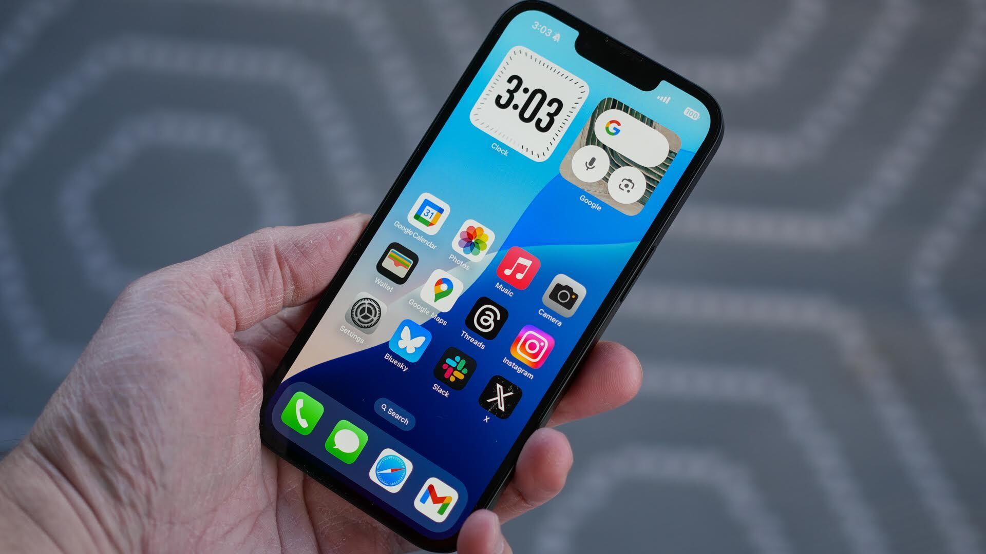 iOS 26.3 adds a new privacy feature, but it only works on 2 iPhone ...