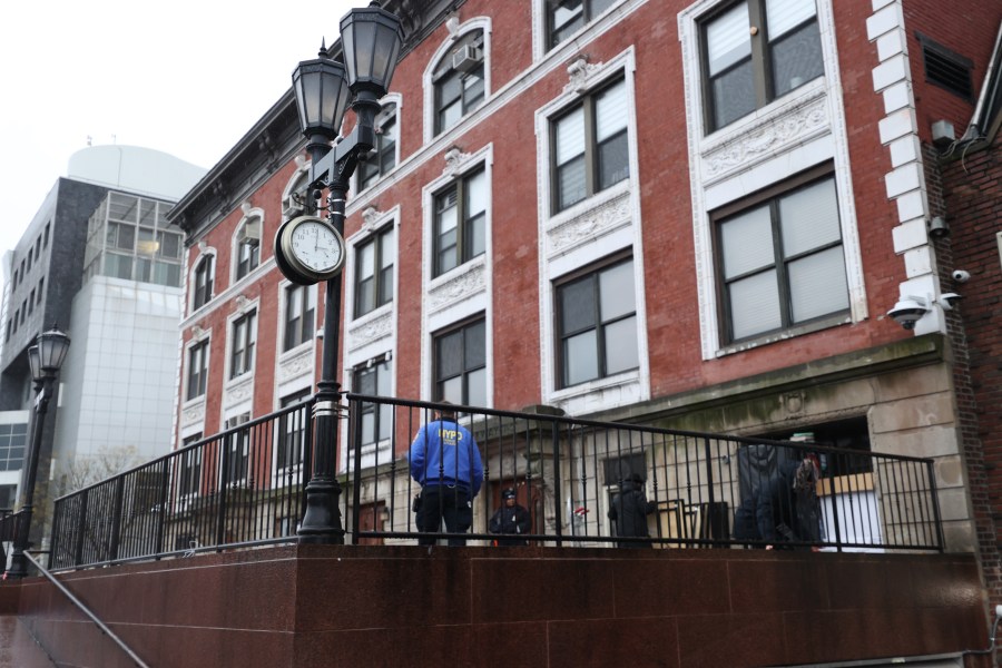 Car crashes into Chabad-Lubavitch HQ in Brooklyn: NYPD