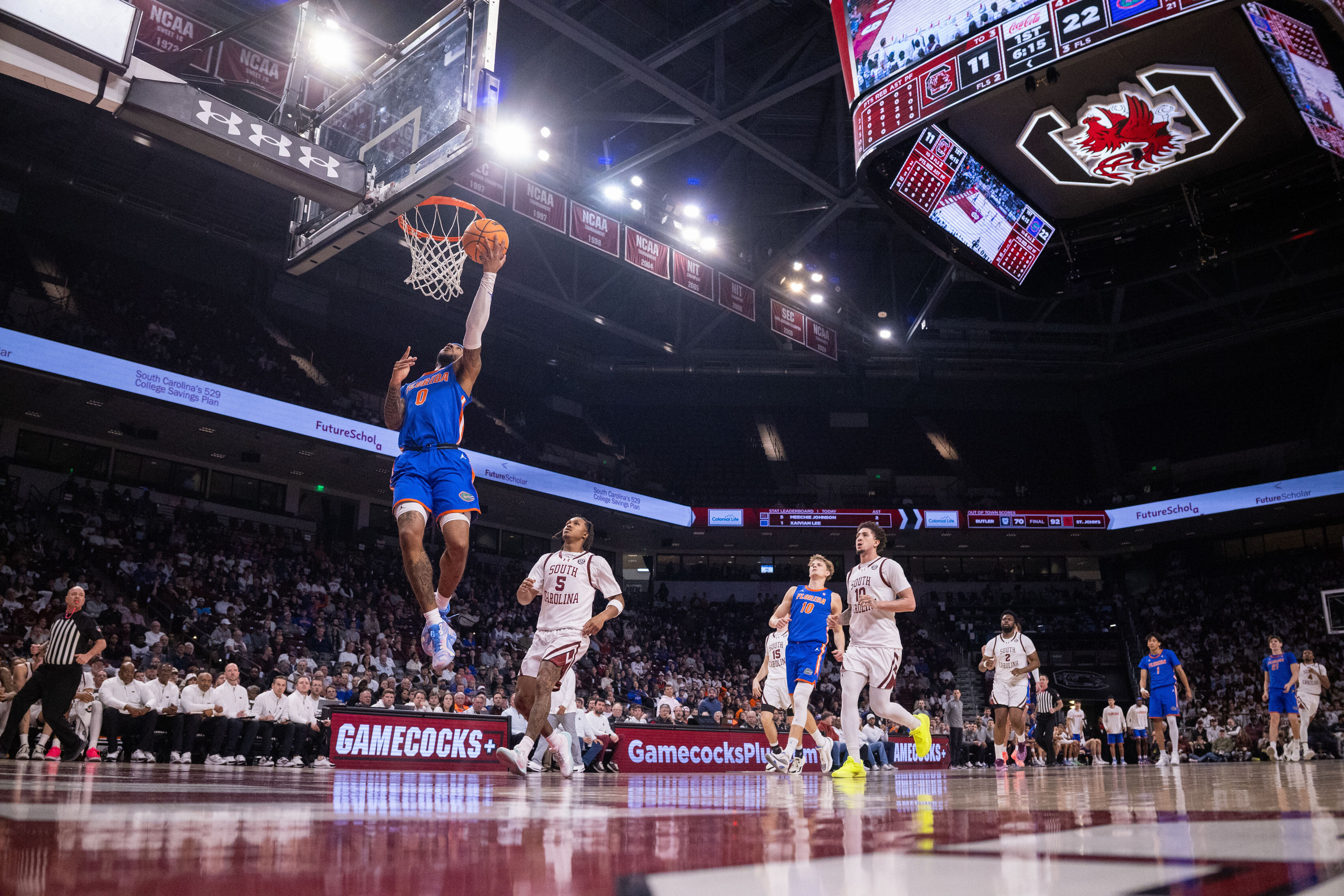 Thomas Haugh and Rueben Chinyelu lead No. 19 Florida to 95-48 win over ...