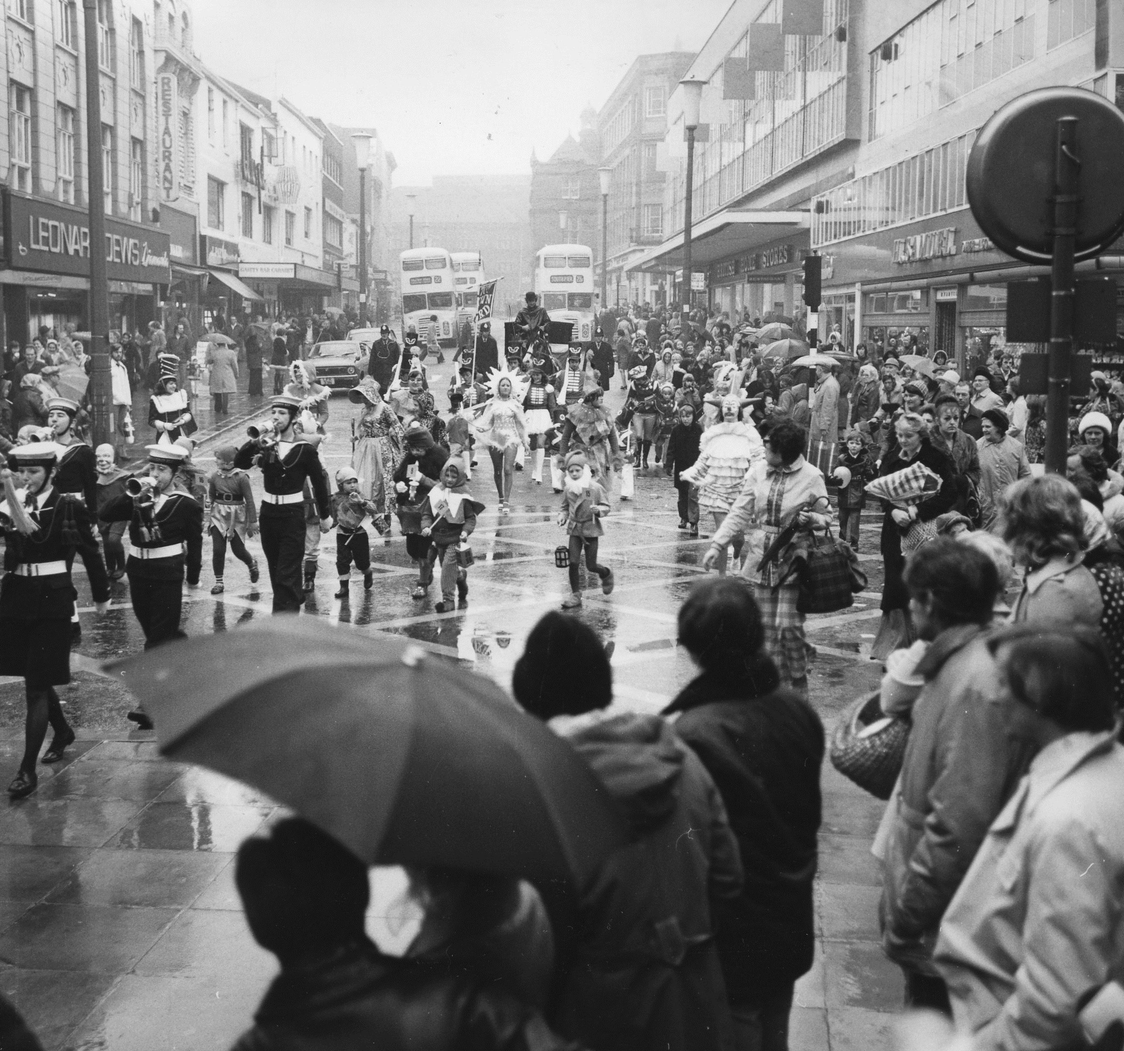 25 forgotten pictures of Blackpool from the 1970s - buildings, streets ...