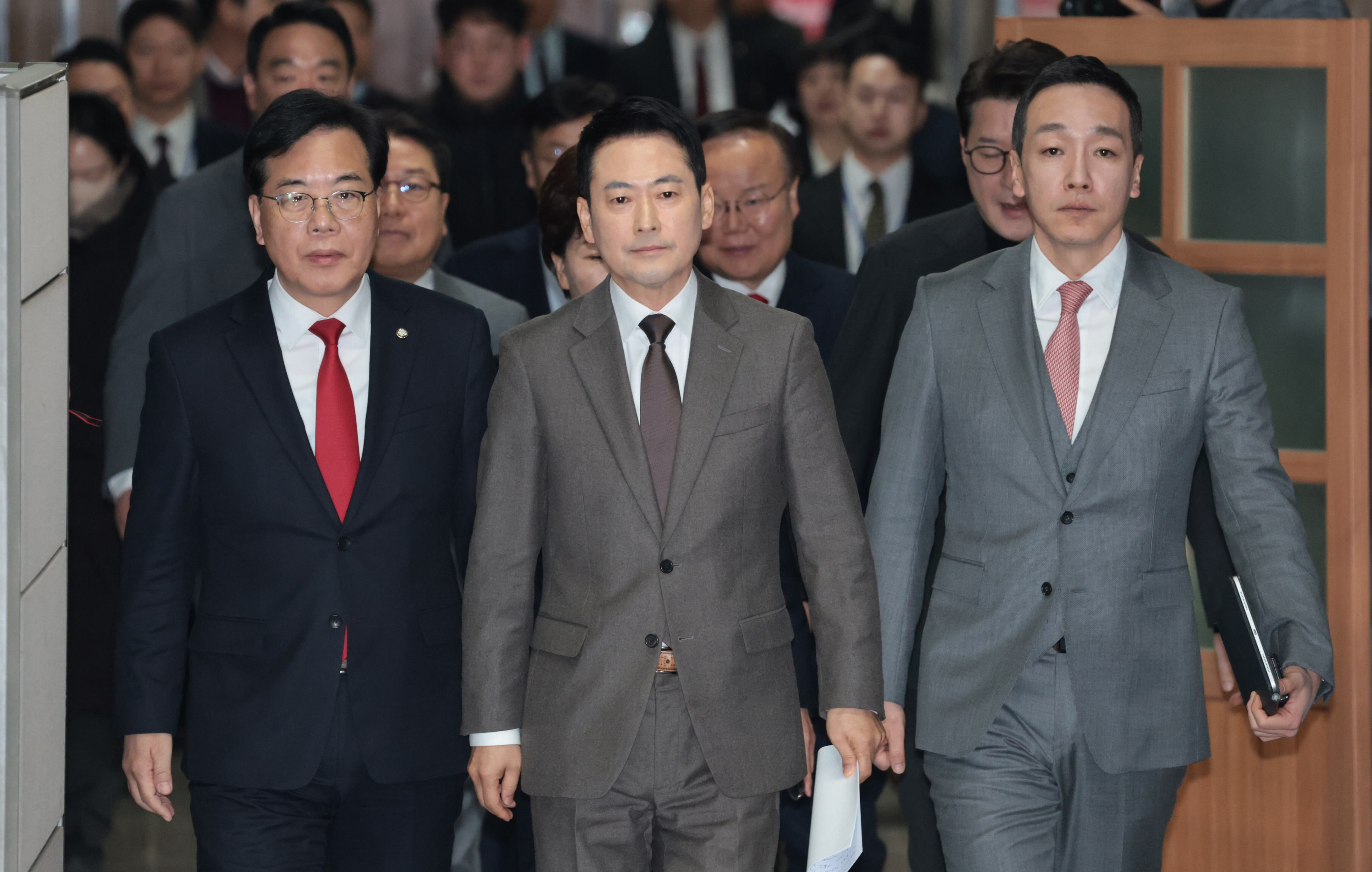 People Power Party expels Han Dong-hoon in 7-1-1 vote, 17 minutes