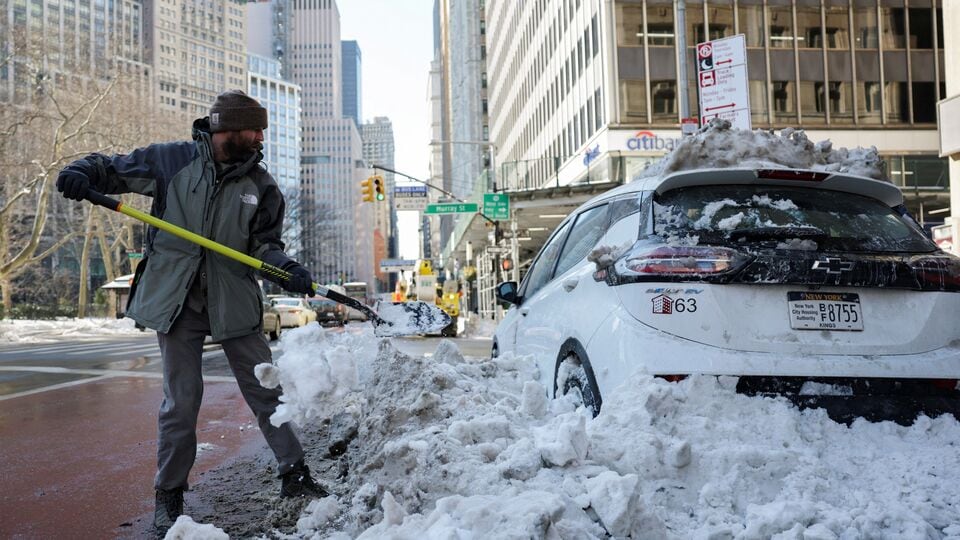 A bomb cyclone winter storm is whipping up — and it’s headed for New ...