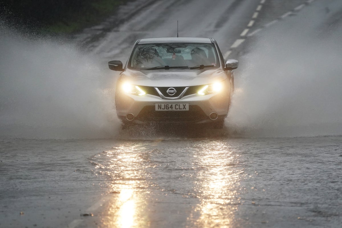 Met Office warns heavy rain to disrupt transport and worsen flooding