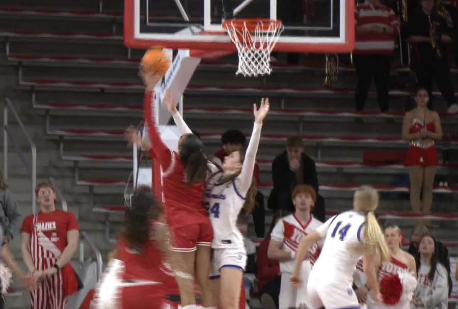 Coyotes cruise to 67-55 win over Tommies