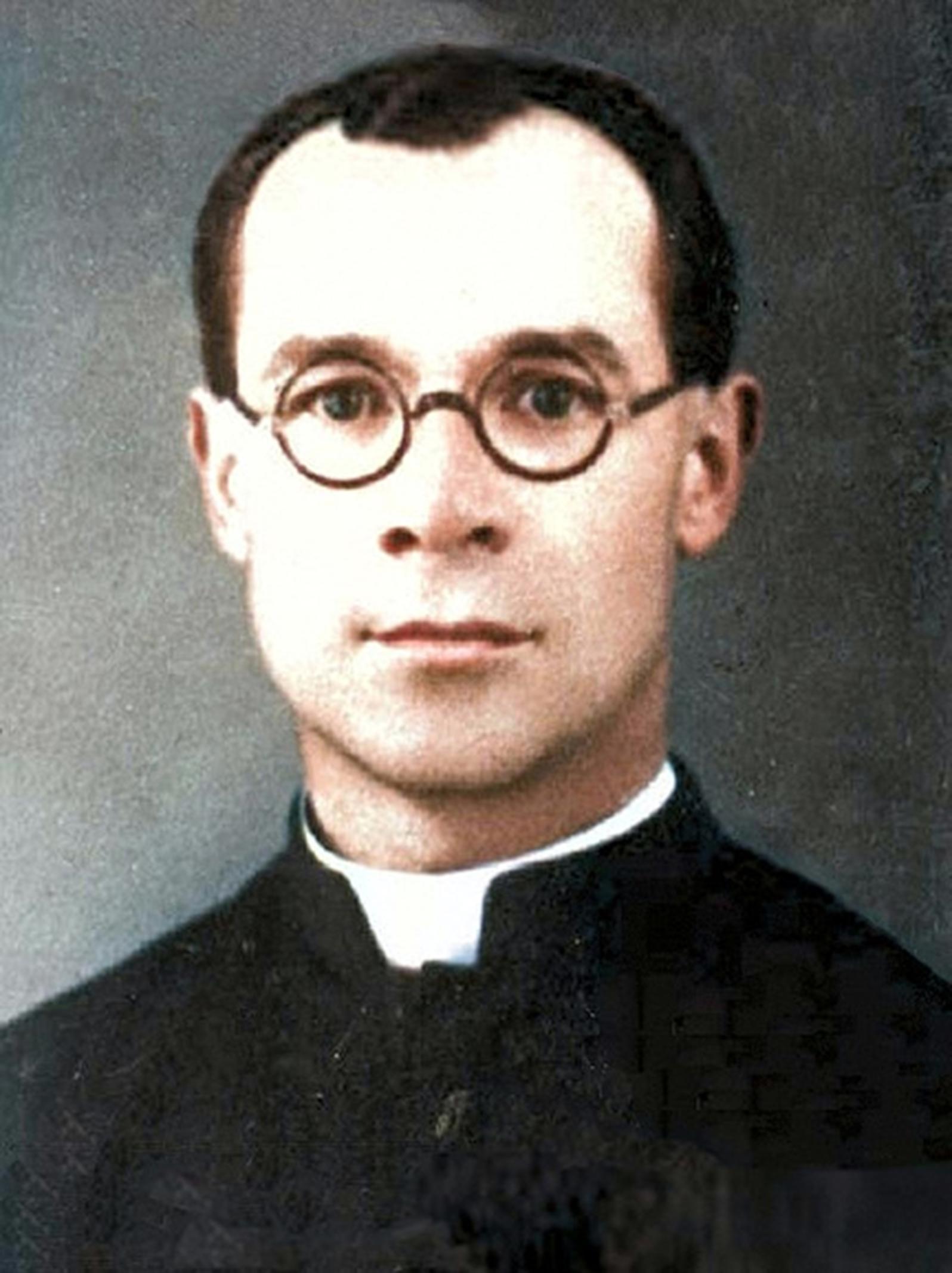 Il ricordo di don Pasquino e di otto antifascisti