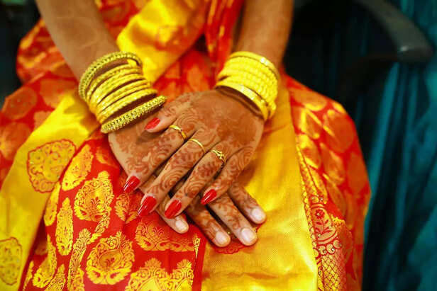 Why Indian brides never skip these bangles: 8 regional traditions explained