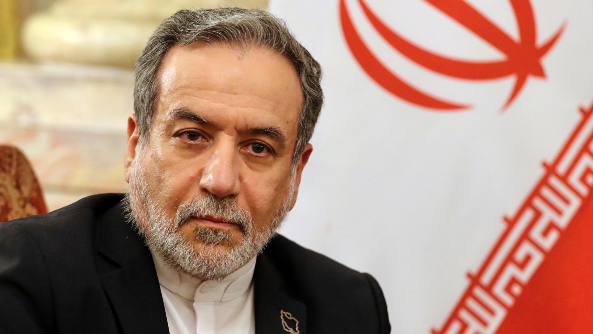 Iran warns of quick retaliation as Trump revives US threats