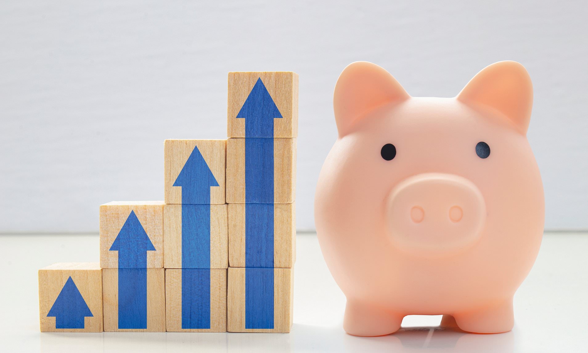 Cash ISA battle sees rates climb as high as 4.49% - these are the top deals