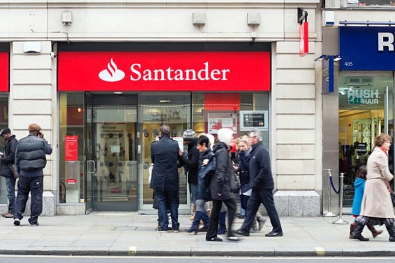 37,000 customers rush to close Santander or Halifax bank account