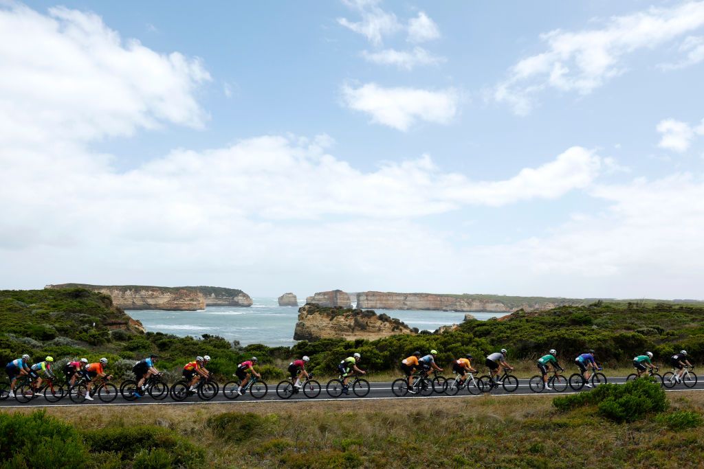 Melbourne to Warrnambool and Women's Warrnambool Cycling Classic under ...