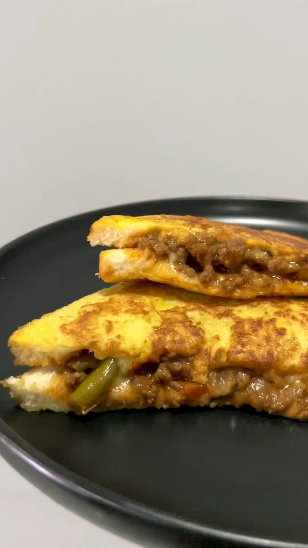 This French toast sandwich is so good