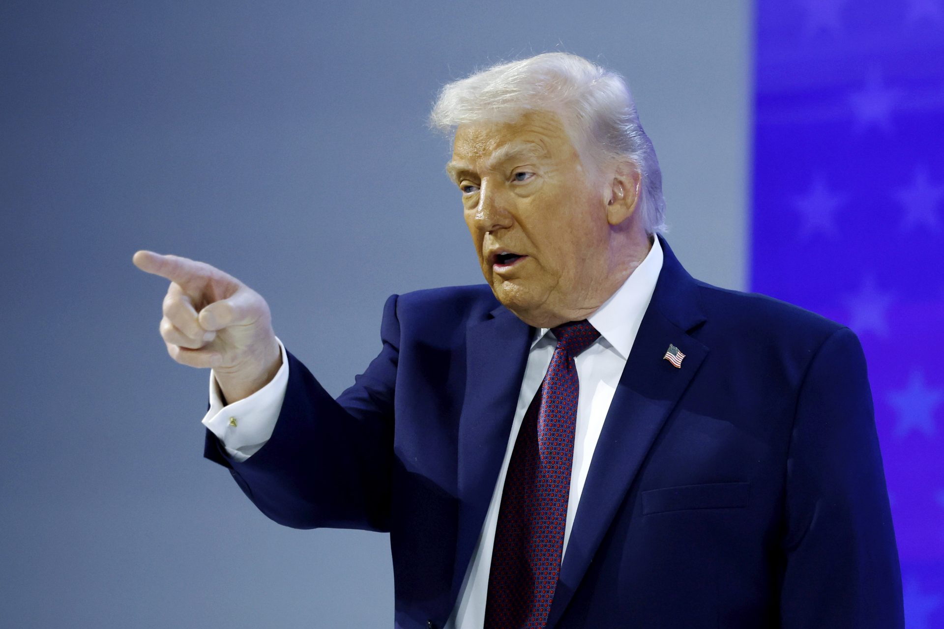 Americans are finally turning on Trump