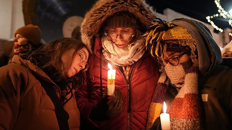 Minneapolis mourns nurse Alex Pretti fatally shot by federal ...