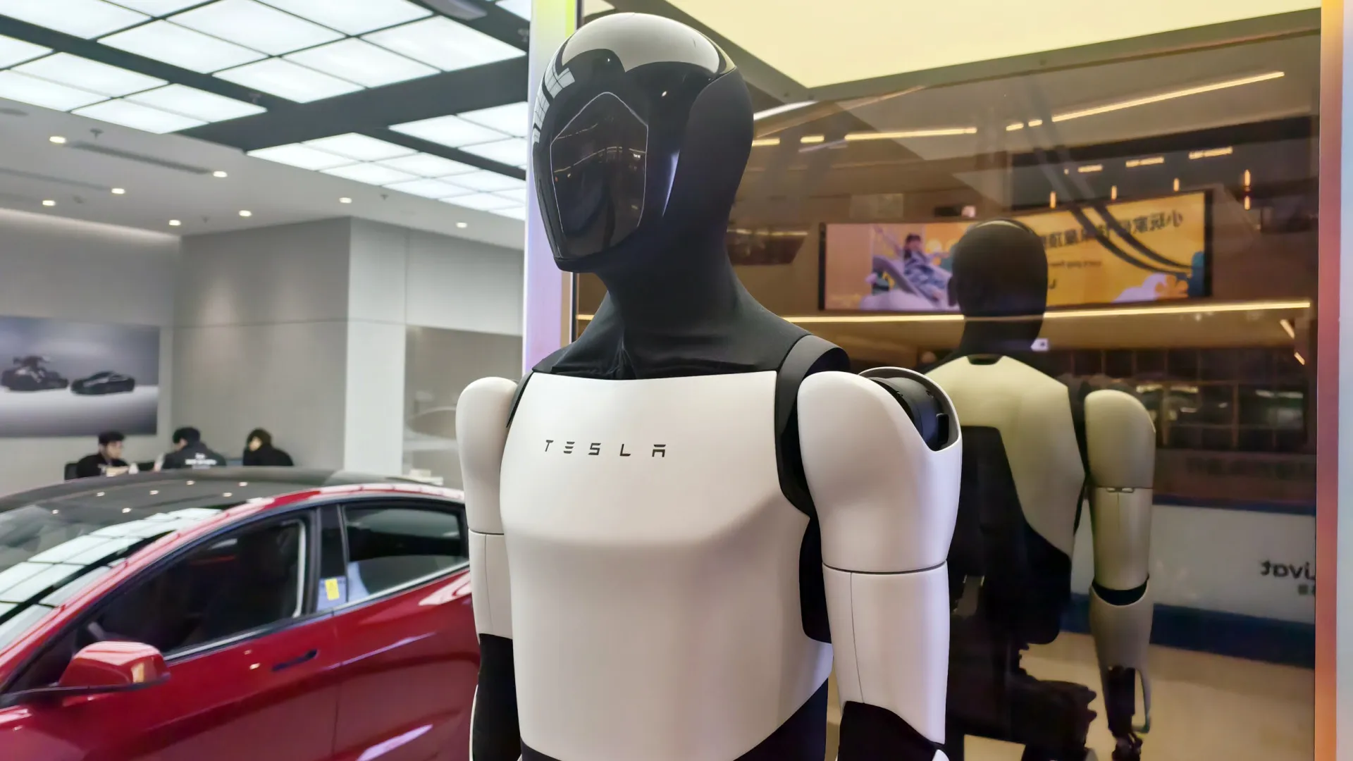 Tesla vai começar a produzir este ano o robô humanoide Optimus